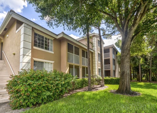 Pet-Friendly Stuart, FL Apartments | Heritage Cove