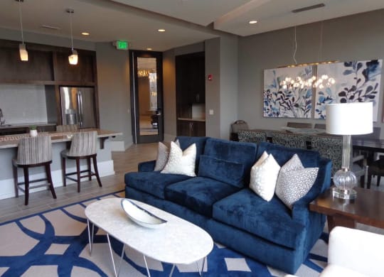 Apartments for Rent in Carmel, IN | Avant & Avant II