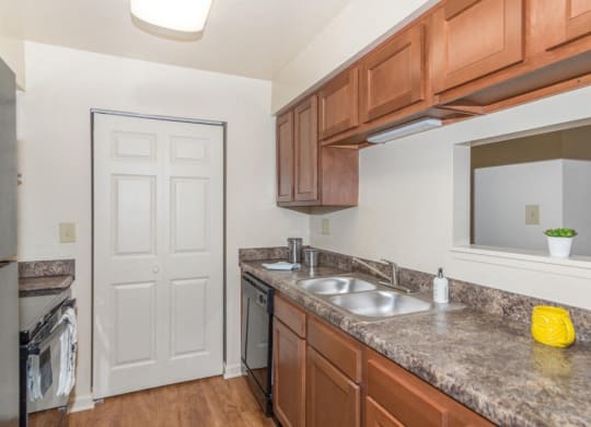 Photos and Video of Quail Run Apartments in Columbus, IN
