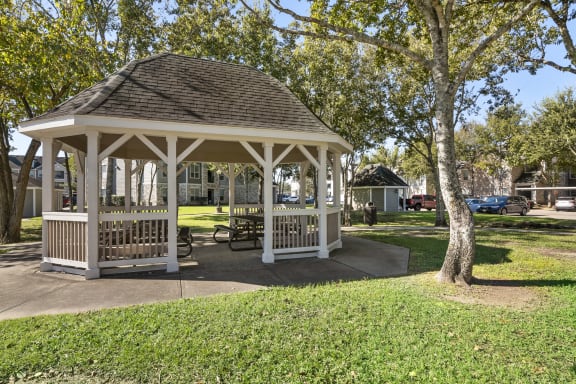 Photos and Video of 3101 Place Apartments in Rosenberg, TX