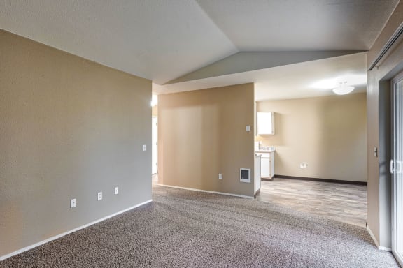 Photos and Video of Nolan Ridge Apartments in Keizer, OR
