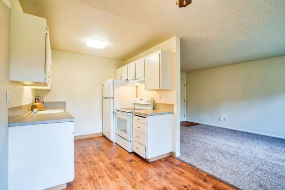 Photos and Video of Maple Terrace Apartments in Hillsboro, OR