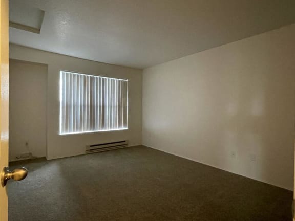 Photos and Video of Hampton Ridge Apartments in Tigard, OR