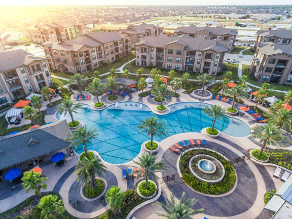 Photos and Video of The Commons at Hollyhock in Katy, TX