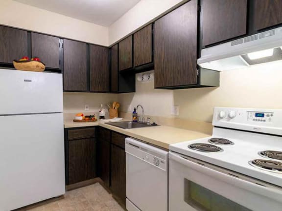 Photo Gallery | Hamilton Trace | Apartments in Okemos, MI