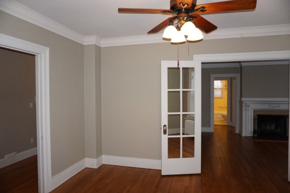 Photos and Video of St. Regis in Omaha, NE