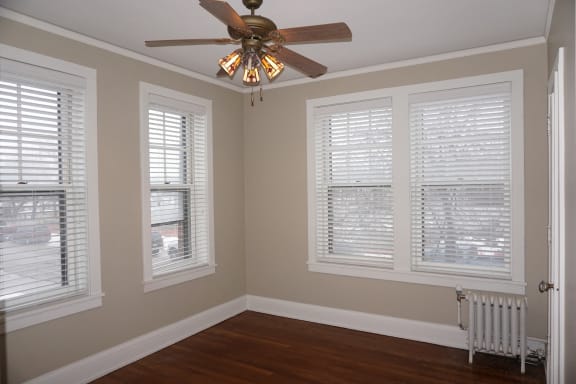 Photos and Video of St. Regis in Omaha, NE