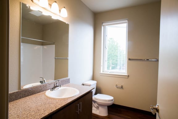 Apartments in Kerns, Portland | Quinten Tower | Photo Gallery