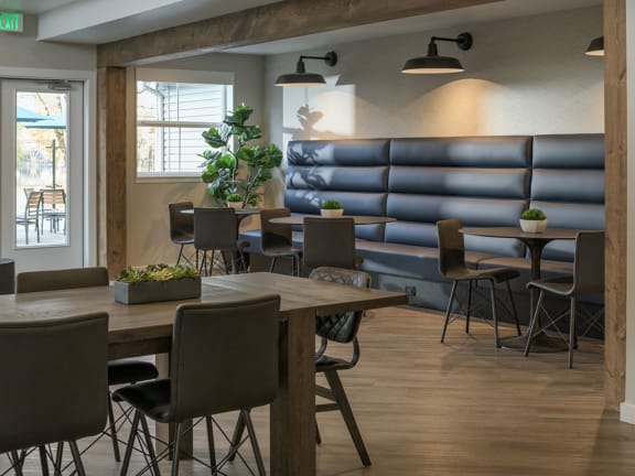 Boise Apartments | Edgewater Apartments | Photo Gallery