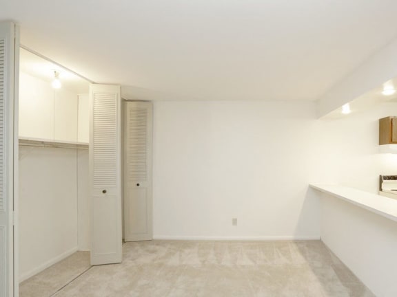 Photos and Video | Timber Cove Apartments | Decatur, IL