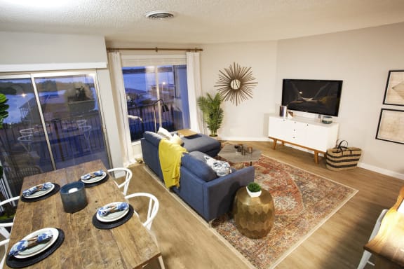 Photos and Video of Evergreen Ridge Apartments in Richland, WA