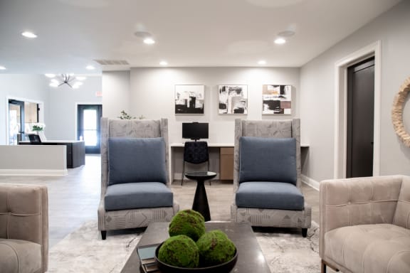 Apartments for Rent in Carmel, IN | Governor Square