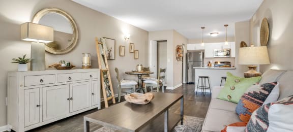 Photos and Video of Castilian Apartments in Orlando, FL