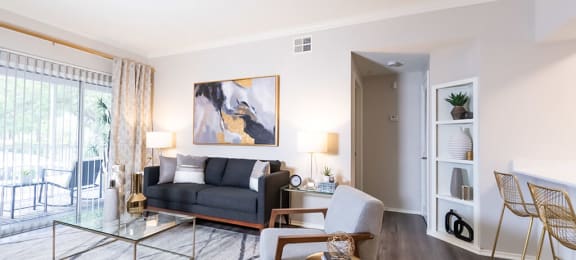 Apartments near Eckerd College | Photos | Promenade at Carillon