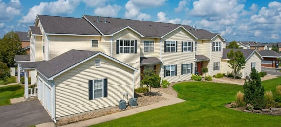 Photos and Video of Cascade Shores Townhomes + Flats in Rochester, MN