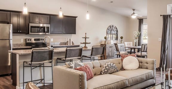 Redwood Monroe | Apartments in Monroe, NC