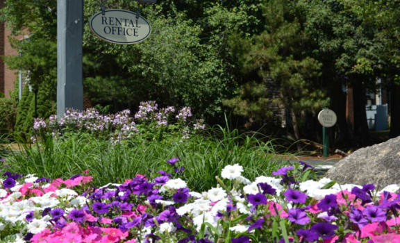 Stone Run East Apartments in Weymouth, MA. Heating and Water Included!