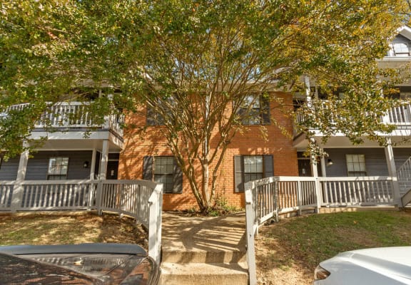 Turtle Lake Apartment Homes | Apartments in Birmingham, AL