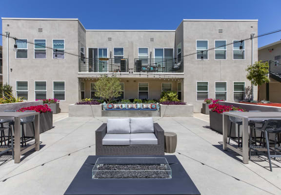 YOLO West | Apartments in Ventura, CA