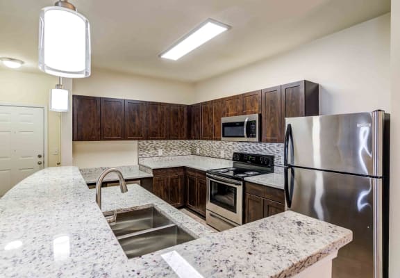 Pillars at Great Bridge | Apartments in Chesapeake, VA
