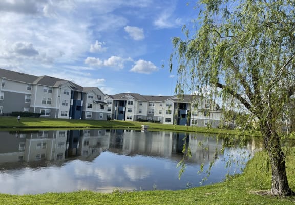 Stratford Point Apts, Ltd. | Apartments in Sanford, FL