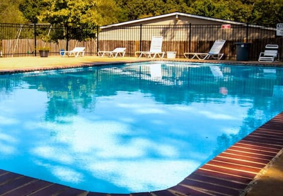 Shadowood Apartments | Apartments in Anniston, AL