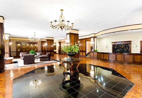 Downtown Silver Spring Apartments | Cole Spring Plaza