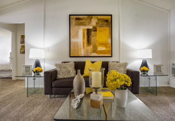 Sutton Place | Apartments in Westminster, CA