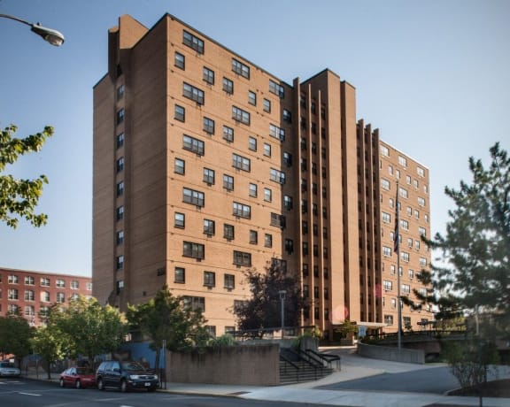 Lancaster House North Apartments | Apartments in Lancaster, PA