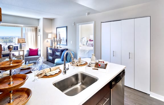 360 State Street | Apartment and Community Amenities