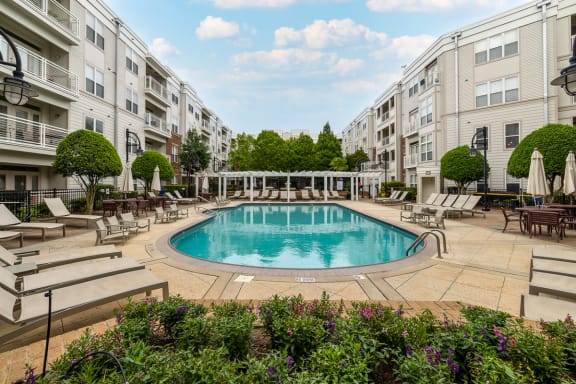 Apartments near Cameron Village, Raleigh | Oberlin Court