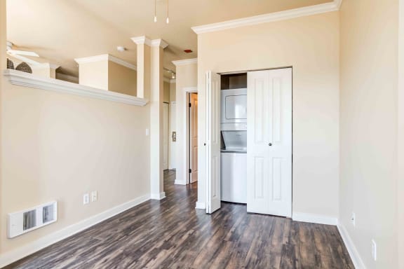 Photos and Video of Post Alley Court in Seattle, WA