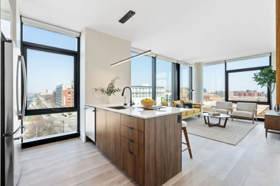 Photos & Videos of Avra West Loop High Rise Apartments in Chicago