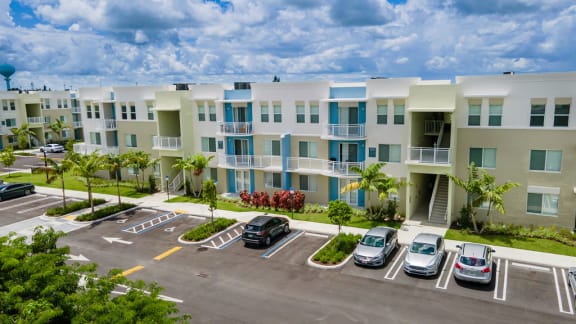 Solimar Apartment Homes | Apartment and Community Amenities