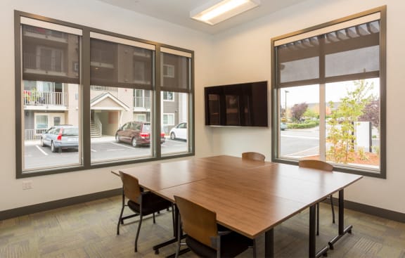 Photos and Video of Gateway Apartments in Everett, WA