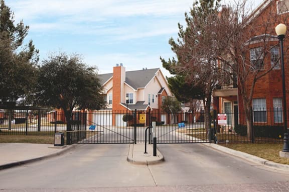 Apartment and Community Amenities | The Dominion Apartments