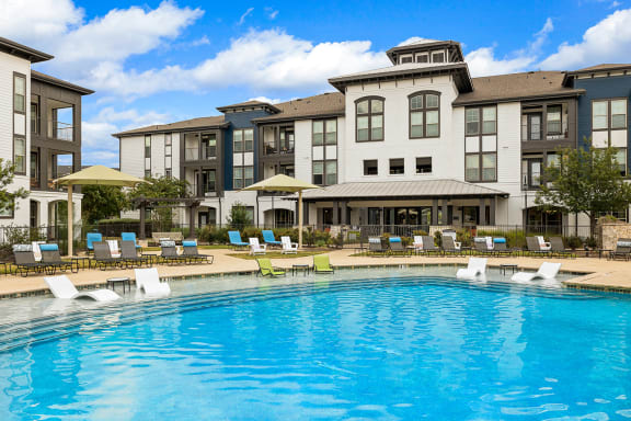 Bexley at Whitestone | Apartment and Community Amenities