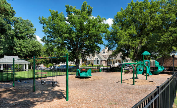 Kings Crossing | Apartment and Community Amenities