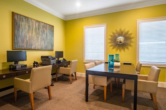Pet-Friendly Stuart, FL Apartments | Heritage Cove