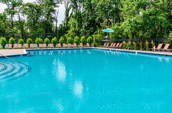 Luxury Apartments in Timonium, MD | Padonia Village Apartments