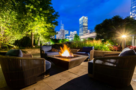 River North Luxury Apartments | Hubbard Place