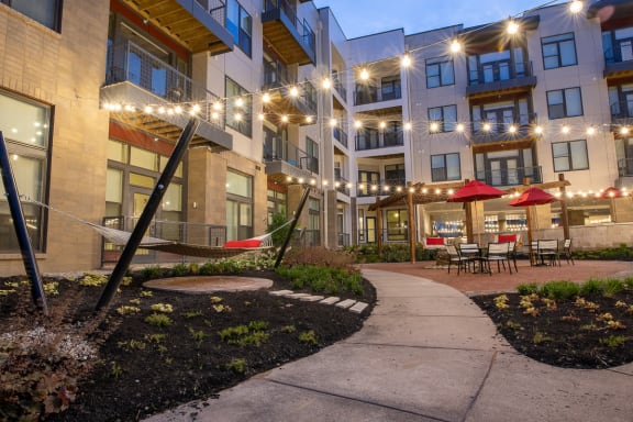 Luxury Apartments in Downtown Carmel, IN | Avant & Avant II