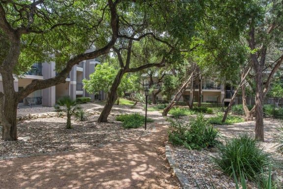 North Austin Apartments with Attached Garages | San Marin Apartments