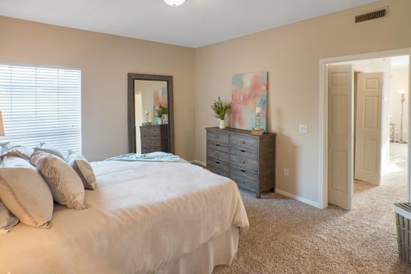 Photos and Video of Sturbridge Commons in Montgomery, AL