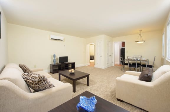 Apartments in Catonsville, MD | Mount Ridge Apartments