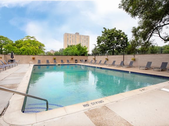 High-Rise Apartments in Detroit | The Pavilion