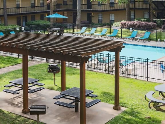 Photos and Video | Vantage Point Apartments