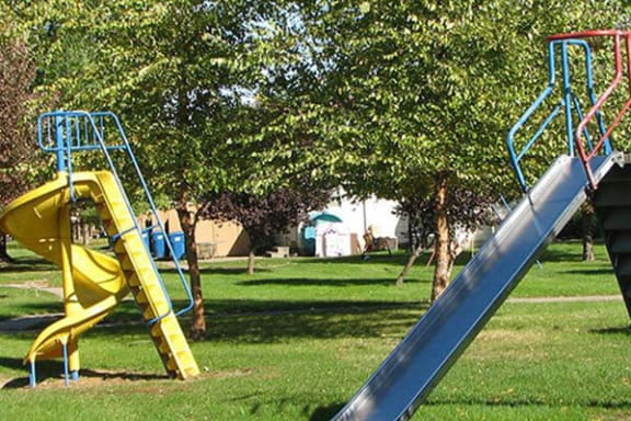 Apartment and Community Amenities | Golfview Village Apartments