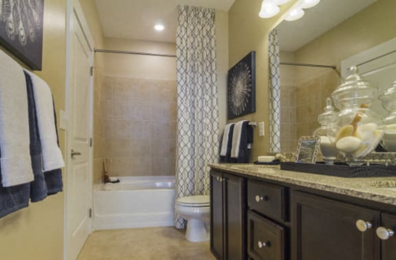 Meridian at Sutton Square | Apartment and Community Amenities