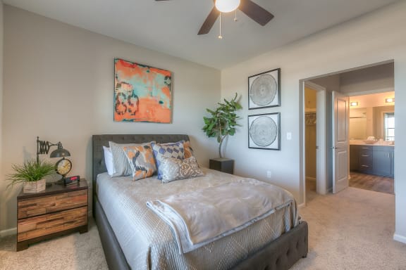 EdgeWater at City Center | Apartment and Community Amenities